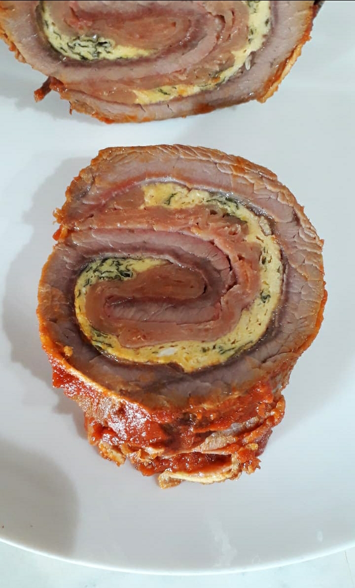 Rotolo di vitello farcito. - Il cibo divino di Antonella.