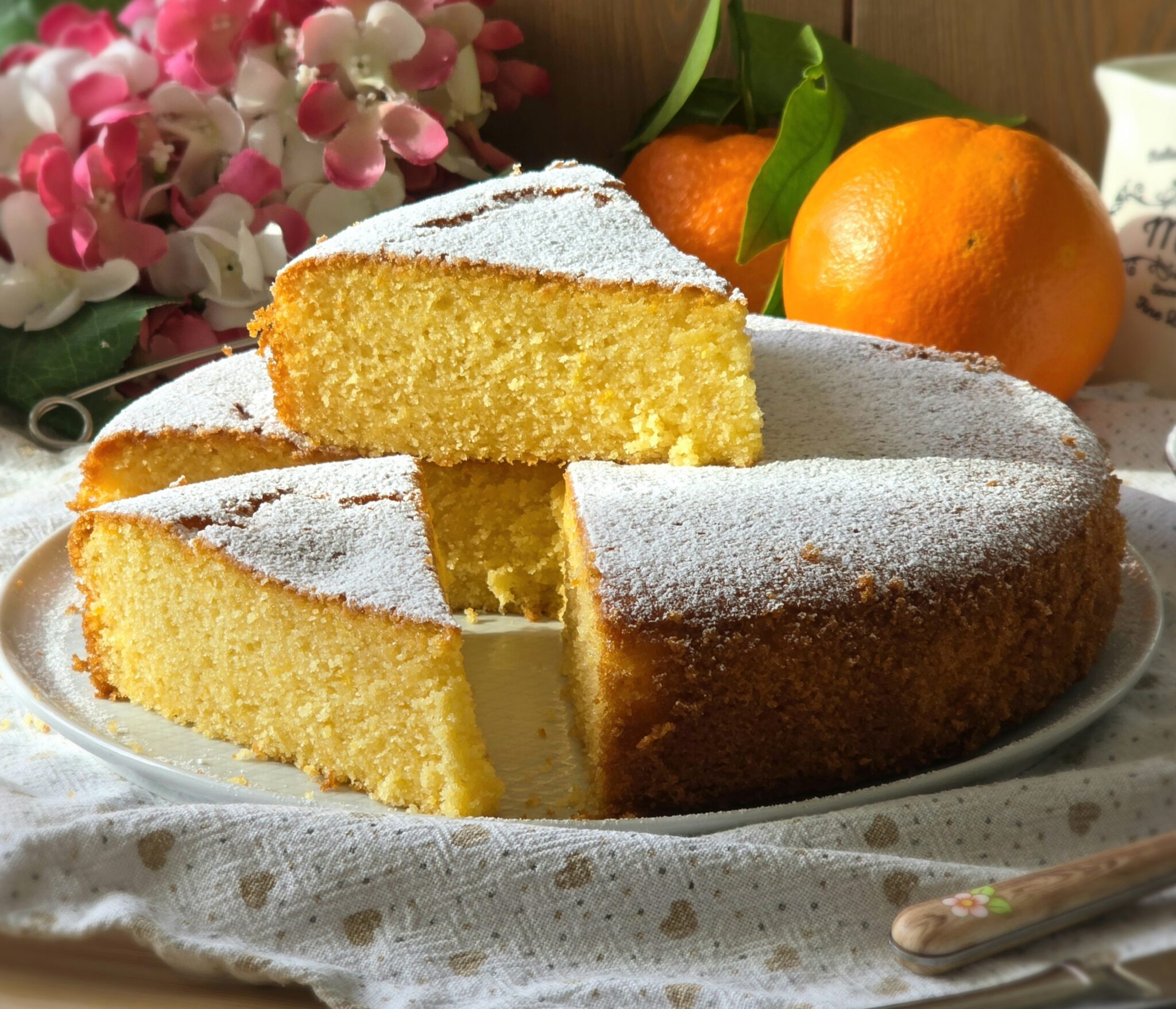 Torta sofficissima con succo d'arancia e mandorle: dolce ricetta senza ...