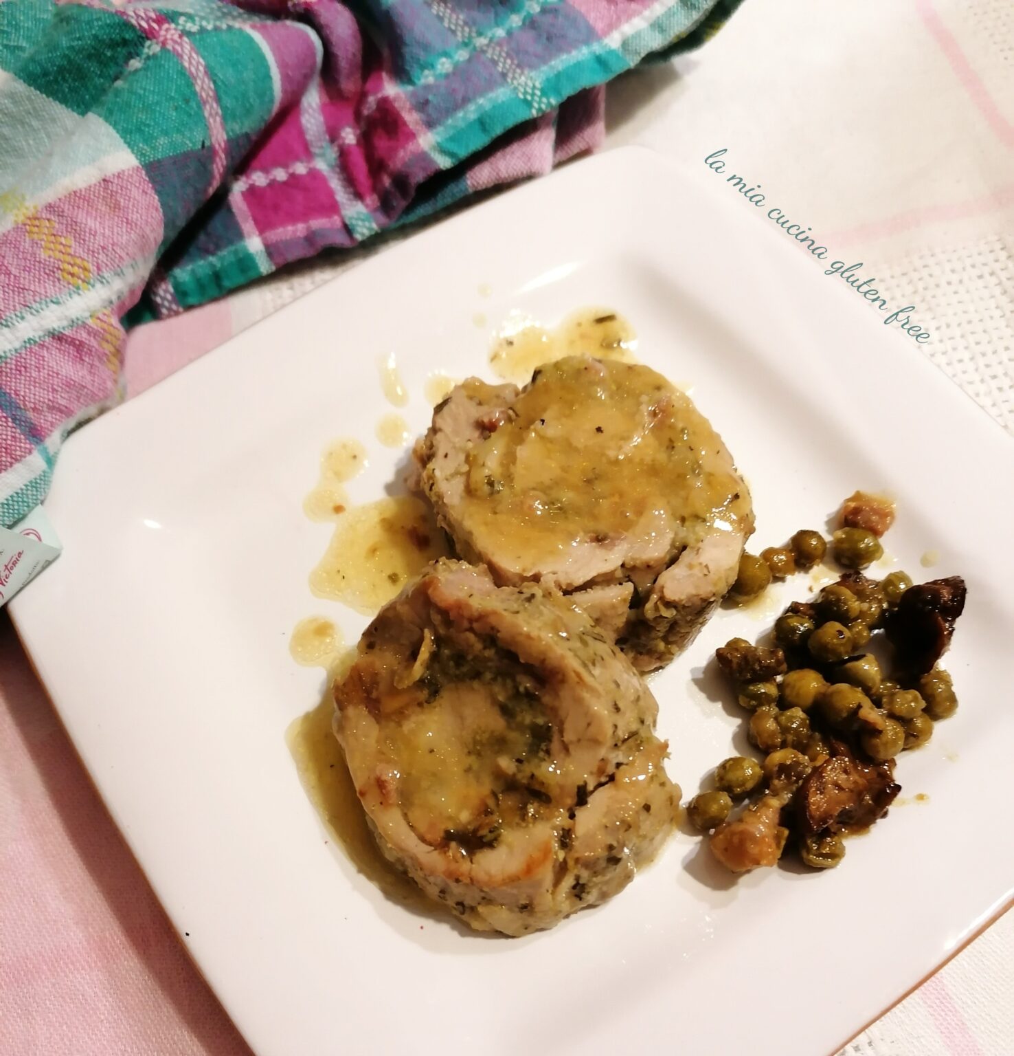 Filetto di maiale ripieno al forno - ricetta di secondo piatto