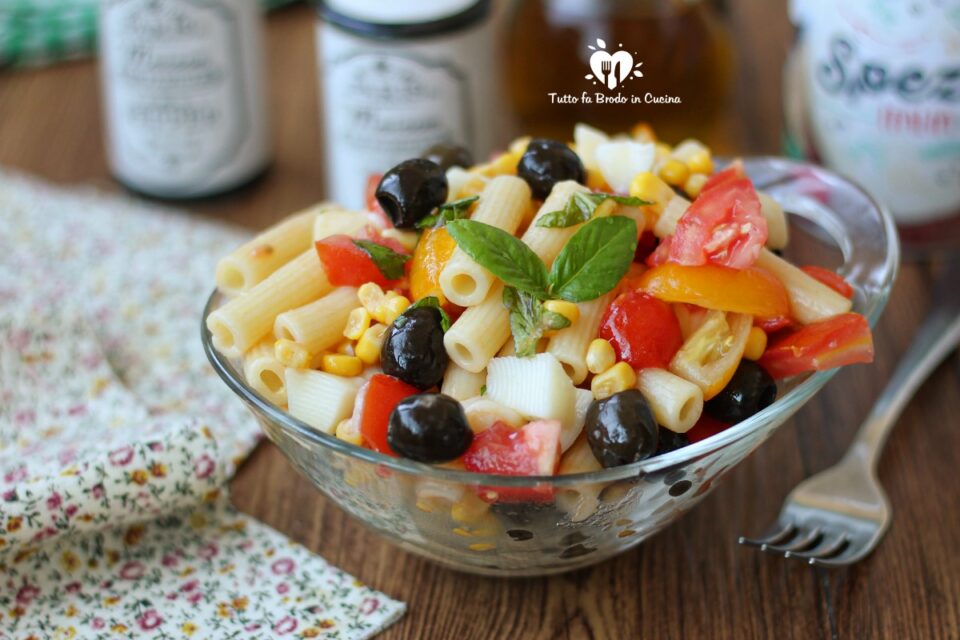 PASTA FREDDA ESTIVA VEGETARIANA "una delizia Mediterranea" - Tutto fa ...